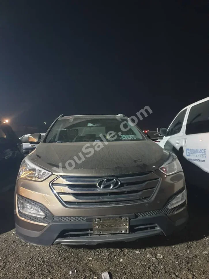 Hyundai Santa Fe Brown 2013 For Sale in Syria