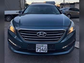 Hyundai Sonata Blue 2015 For Sale in Syria