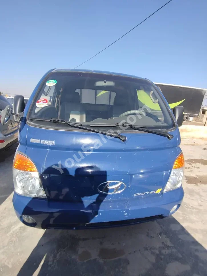 Hyundai Porter Porter Blue 2011 For Sale in Syria